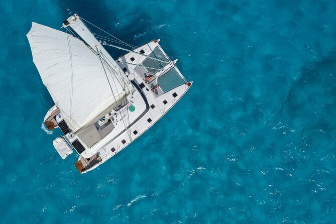 Isla Mujeres Platinum by Albatros Catamarans - The Sum Up