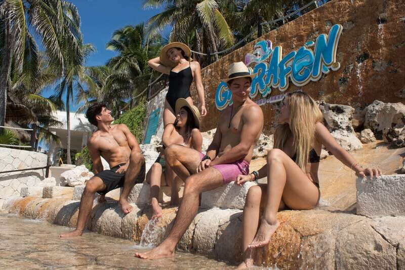 Isla Mujeres: Royal Garrafon VIP and Punta Sur admission - Key Points