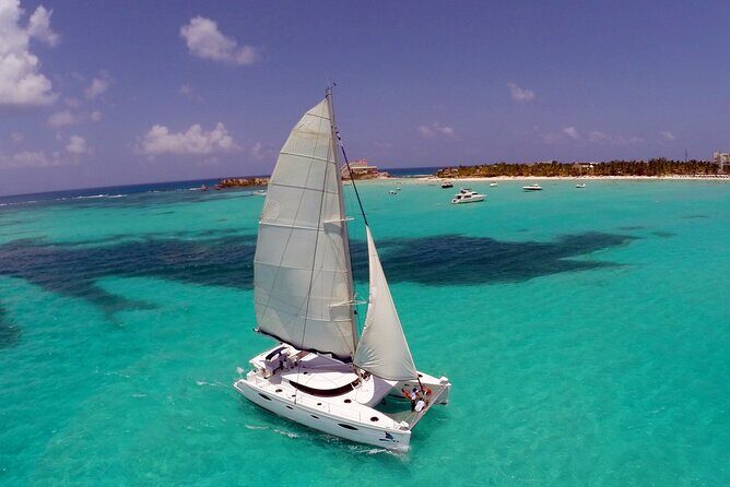 Isla Mujeres Snorkeling and beach club from Cancun - An Honest Look at the Isla Mujeres Snorkeling and Beach Club Tour from Cancun