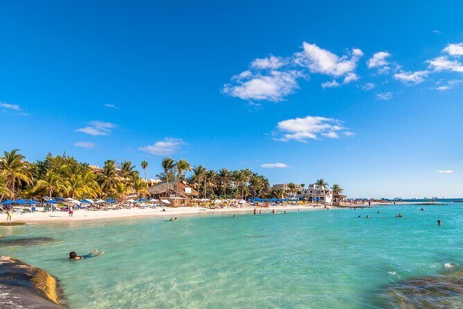 Isla Mujeres Snorkeling and beach club from Cancun - Arriving at Isla Mujeres: Free Time & Beach Club Delight