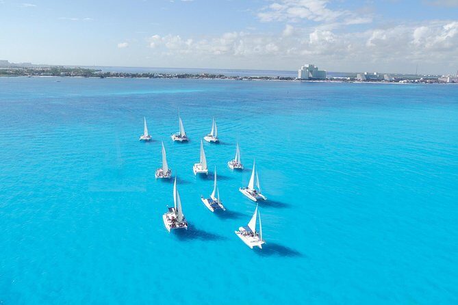 Isla Mujeres tour 12 p.m. Best time Less People - What Makes This Tour Stand Out