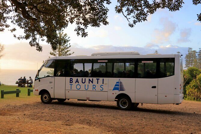 Island Orientation Package incl. Return Airport Transfers & Tour - The Experience in Detail