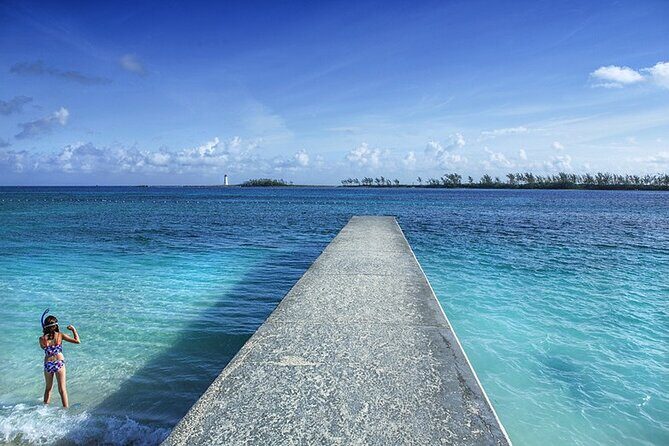 Island Stroll in historic Nassau - Key Points