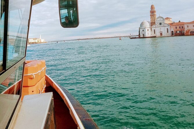 Islands Tour With a Real Local! - Guide Andreas Expertise and Insights