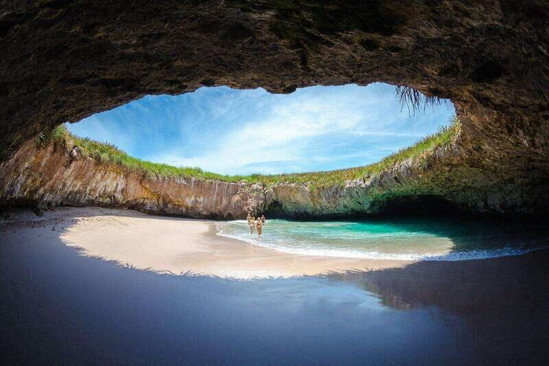 Islas Marietas National Park + Snorkeling at Los Arcos de Mismaloya - Introduction