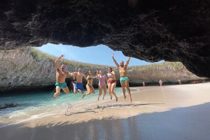 Islas Marietas PRIVATE enter hidden beach 100% GUARANTEED - Authentic Traveler Perspectives