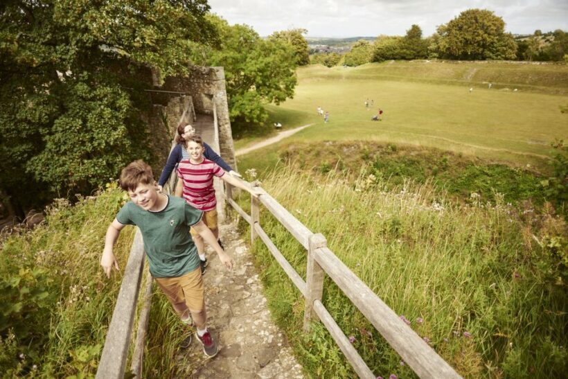 Isle of Wight: Carisbrooke Castle Entry Ticket - A Deep Dive into Carisbrooke Castle