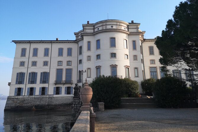 Isola Bella's palace and gardens with a private local guide - Key Points