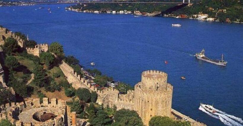 Istanbul: Afternoon Bosphorus Cruise and Spice Bazaar Tour - Authenticity and Value