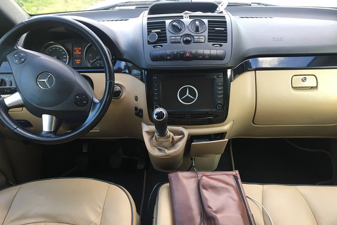 Istanbul Airport Transfer Service (IST) - Hotel and Address Transfers