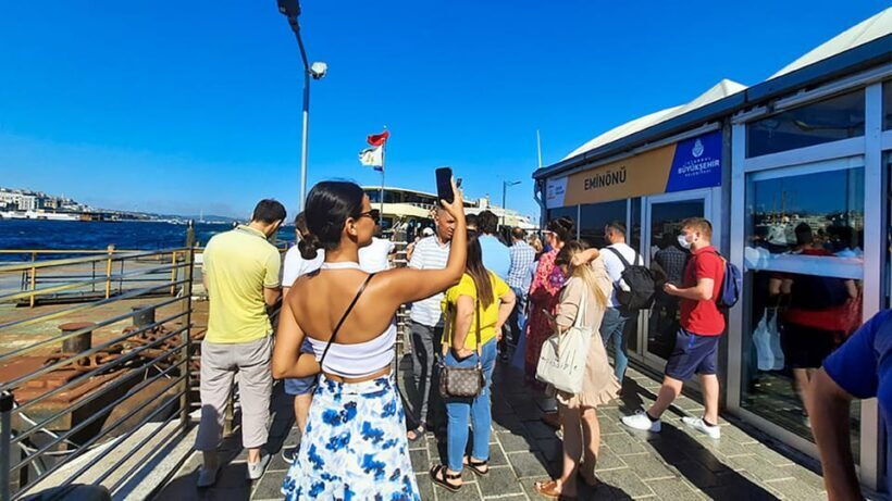 Istanbul: Asian Side Walking Tour with Ferry Ride - Arriving in Kadköy: The Heart of the Asian Side