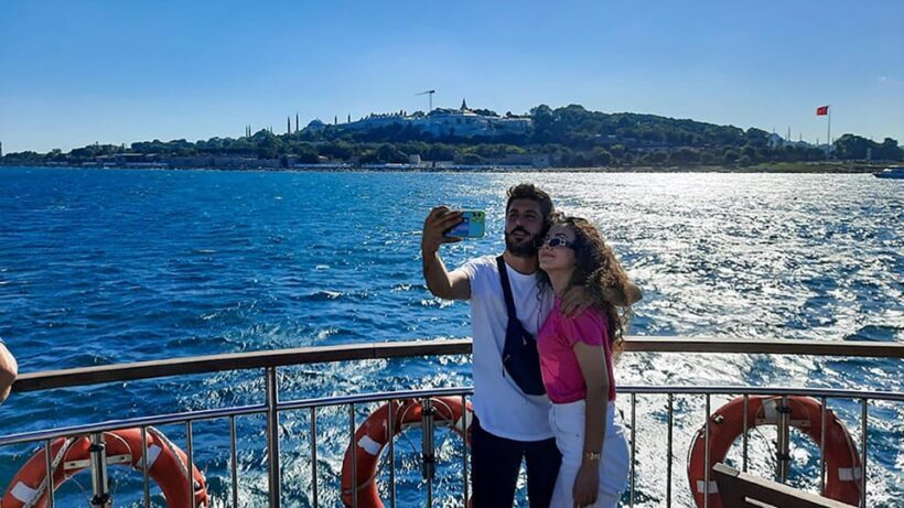 Istanbul: Asian Side Walking Tour with Ferry Ride - Practicalities and Logistics