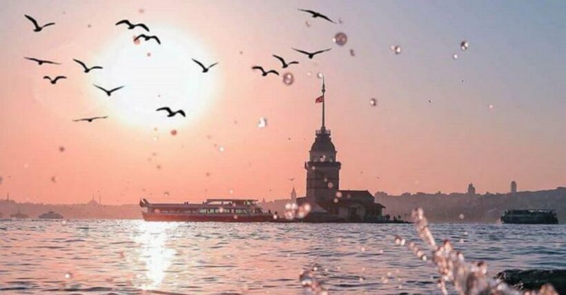 Istanbul: Bosphorus And Golden Horn Morning or Sunset Cruise - Introducing the Experience