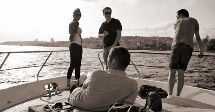 Istanbul: Bosphorus Cruise on A Private Luxury Yacht - Detailed Breakdown of the Itinerary