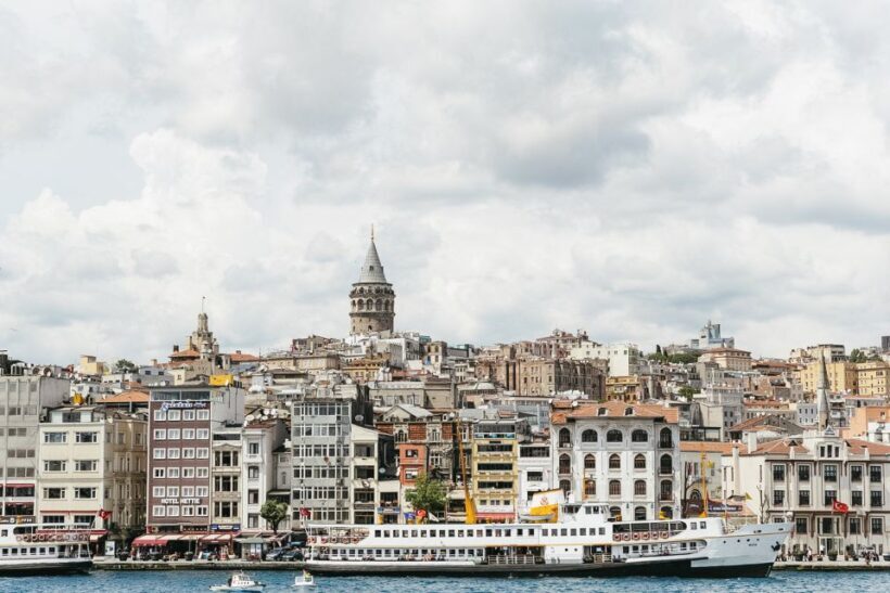 Istanbul: Bosphorus Cruise w/Audio Guide and Sunset Option - Who Should Consider This Tour?