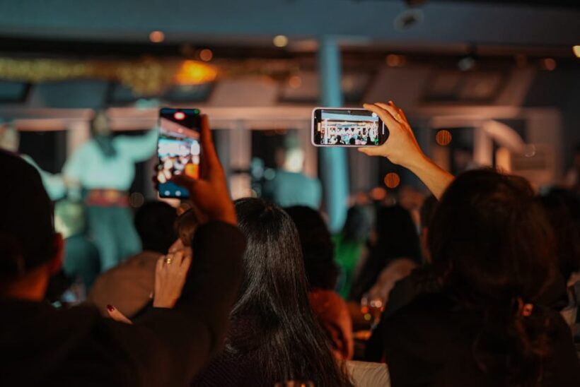 Istanbul: Bosphorus Cruise with Dinner Show - FAQ