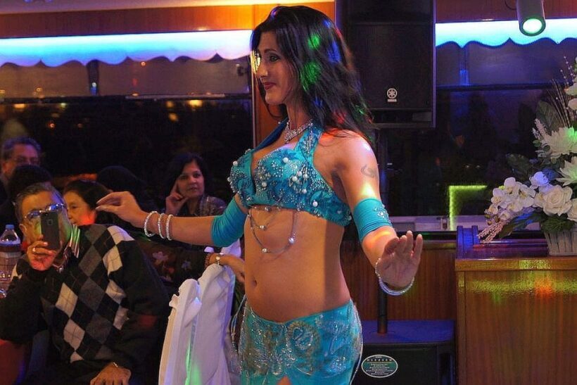 Istanbul Bosphorus Dinner Cruise &Entertainment hotel pickup - The Value of This Trip
