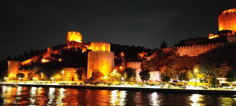 Istanbul: Bosphorus Dinner Cruise with Turkish Night Show - Key Points
