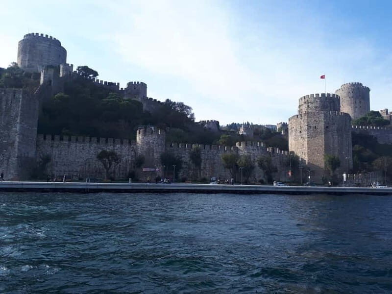 Istanbul: Bosphorus Lunch Cruise with Guide - The Guide & Commentary