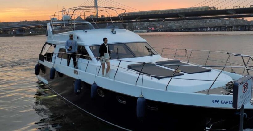 Istanbul: Bosphorus River Sunset Yacht Tour with Commentary - FAQ