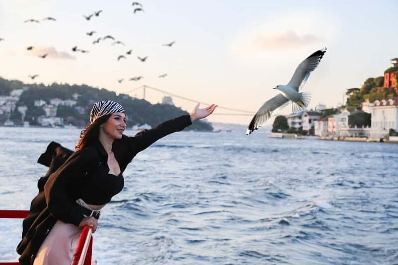 Istanbul: Bosphorus Sightseeing Cruise Tour with Audio Guide - Authentic Experiences and Genuine Feedback