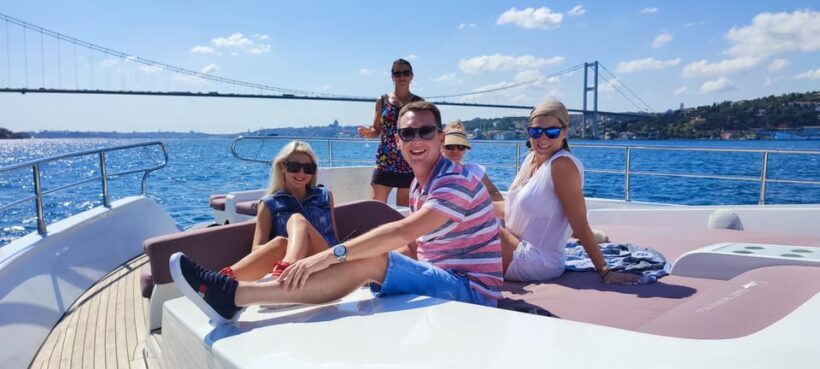 Istanbul: Bosphorus Strait and Black Sea Lunch Cruise - Key Points