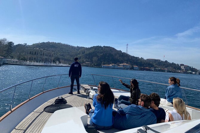 Istanbul Bosphorus Sunset Yacht Cruise - Accessibility Features