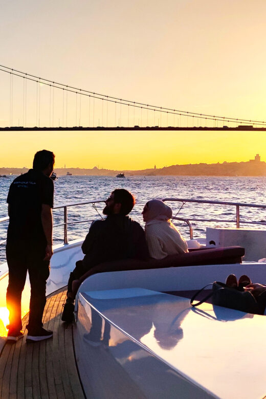 Istanbul: Bosphorus Sunset Yacht Cruise with Live Guide - The Value Proposition