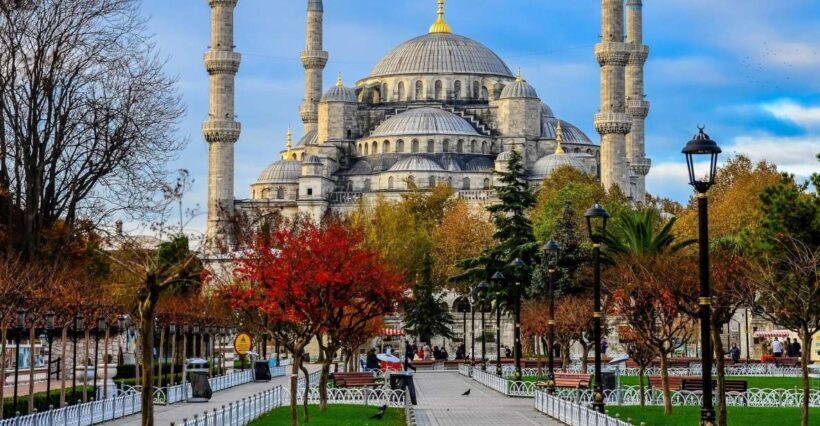 Istanbul: City Highlights Tour w/Hagia Sophia & Blue Mosque - A Deep Dive into the Istanbul Highlights Tour