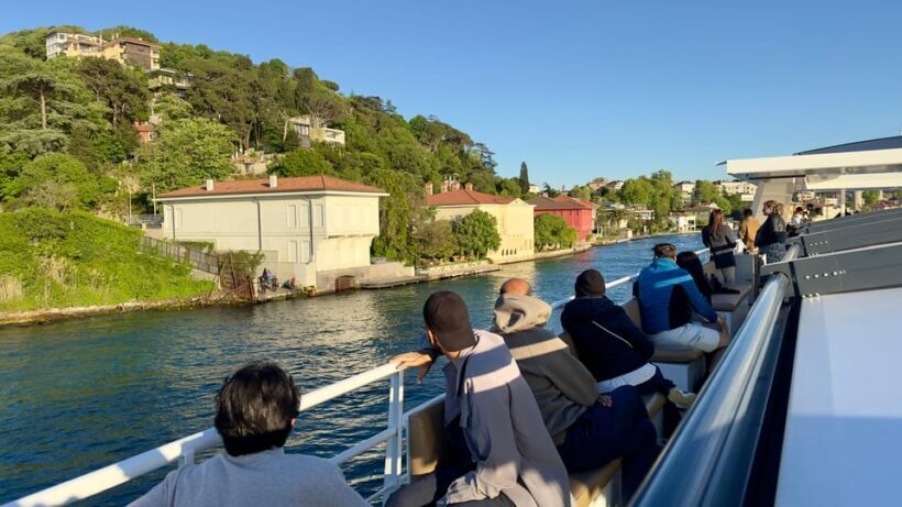 Istanbul: Daytime or Sunset Sightseeing Cruise & Audio Guide - Practical Tips for Making the Most of Your Trip