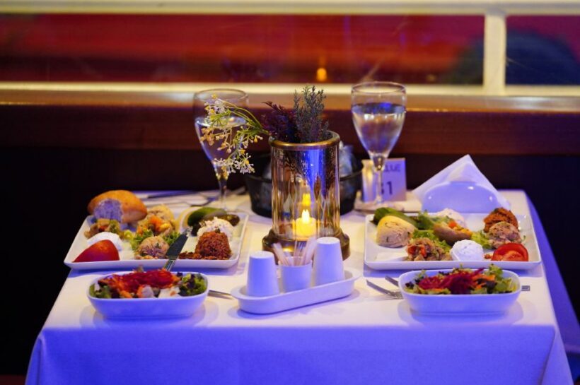 Istanbul: Dinner Cruise and Entertainment with Private Table - FAQ