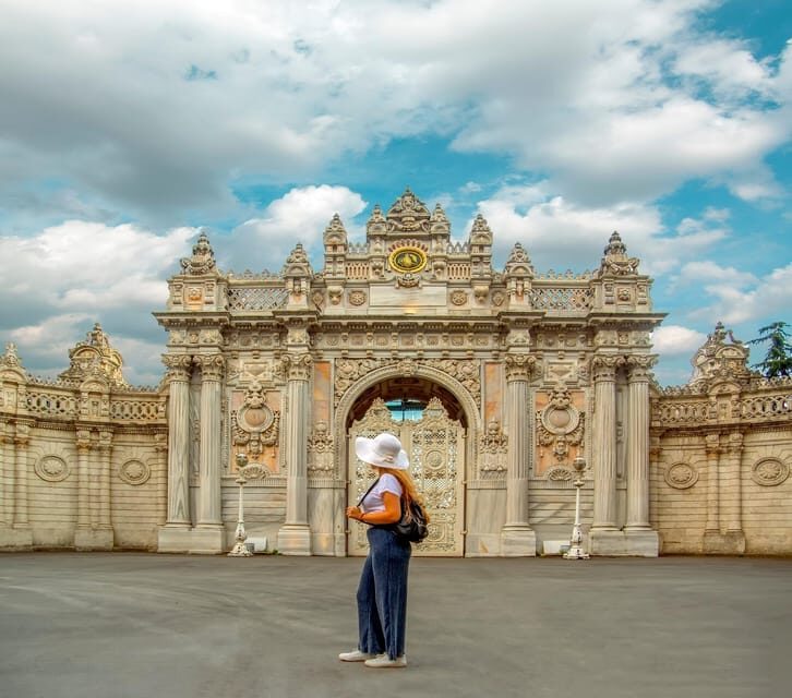 Istanbul: Dolmabahce Palace, Chora Church & Balat Tour - In-Depth Look at the Tour Experience