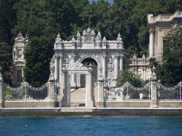 Istanbul Dolmabahçe Palace Private Tour with Transfers - Key Points