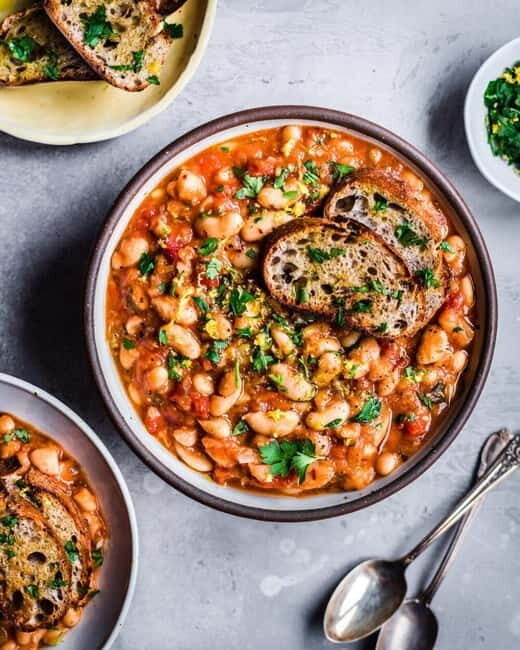 Istanbul: Eat Like a Turk with a Local Guide - Key Points