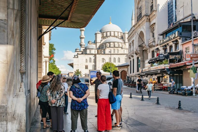 Istanbul: European and Asian Side Guided Foodie Walking Tour - Authenticity and Value