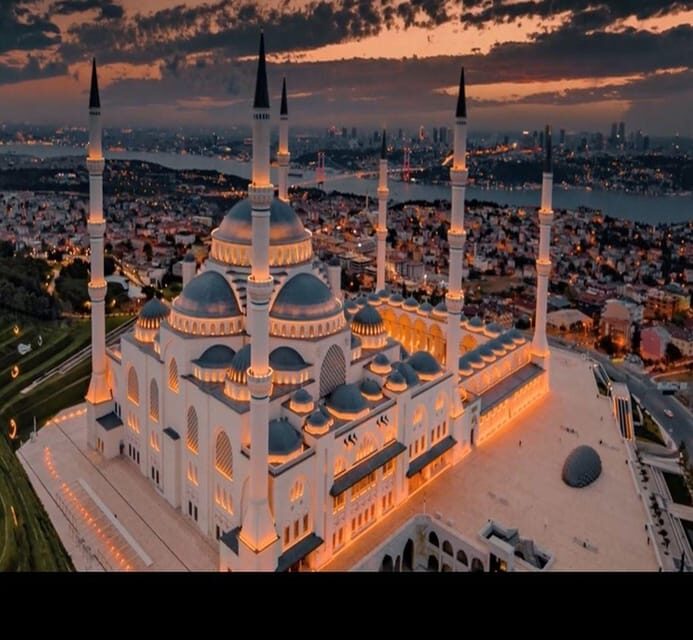 Istanbul: Full-Day 2-Sides City Tour with Lunch & Boat Tour - Key Points