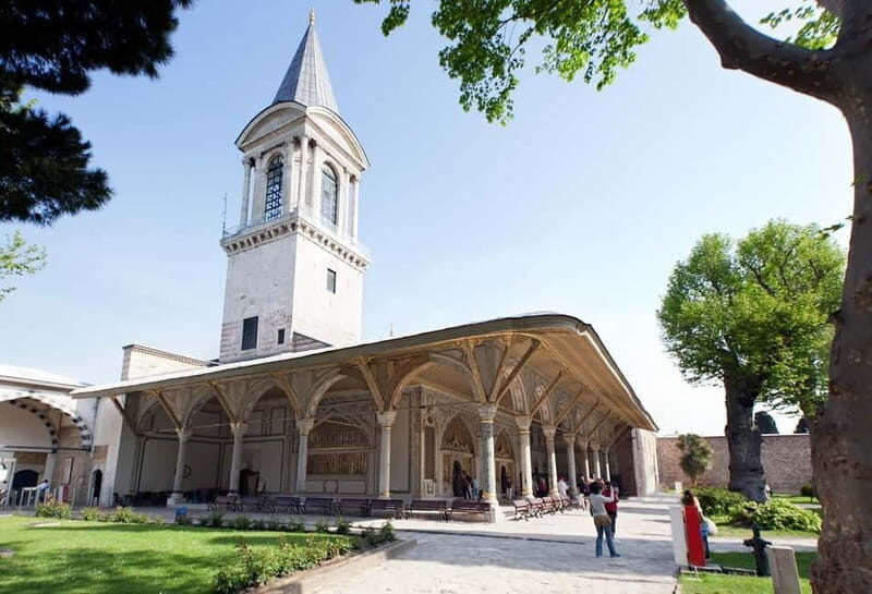 Istanbul: Full Day Private Guided Tour for Iconic Landmarks - FAQs