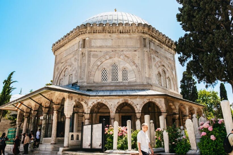 Istanbul: Hagia Sophia, Blue Mosque, Suleymaniye Mosque Tour - Authentic Experiences That Stand Out