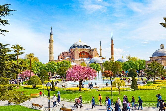 Istanbul Highlights: Half Day Morning Tour - The Hagia Sophia Experience