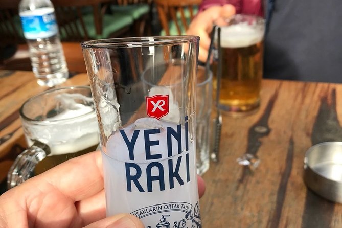 Istanbul Highlights Private Guided Tour With Snacks and Transfers - Exploring Sultanahmet Neighborhood