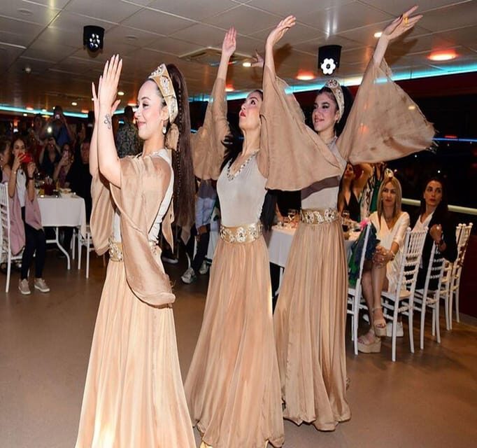 Istanbul: New Year's Eve Bosphorus Dinner Cruise 2026 - FAQ