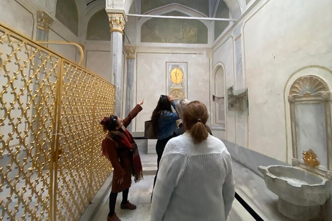 Istanbul Old Town Tour: Classics, Highlights & Hidden Gems - Discovering the Hidden Gems