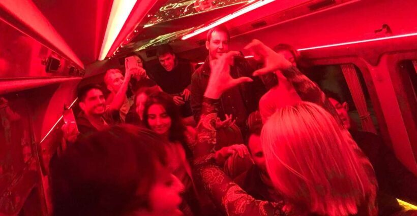 Istanbul: Party Pub Crawl with Party Bus - Breakdown of the Tour