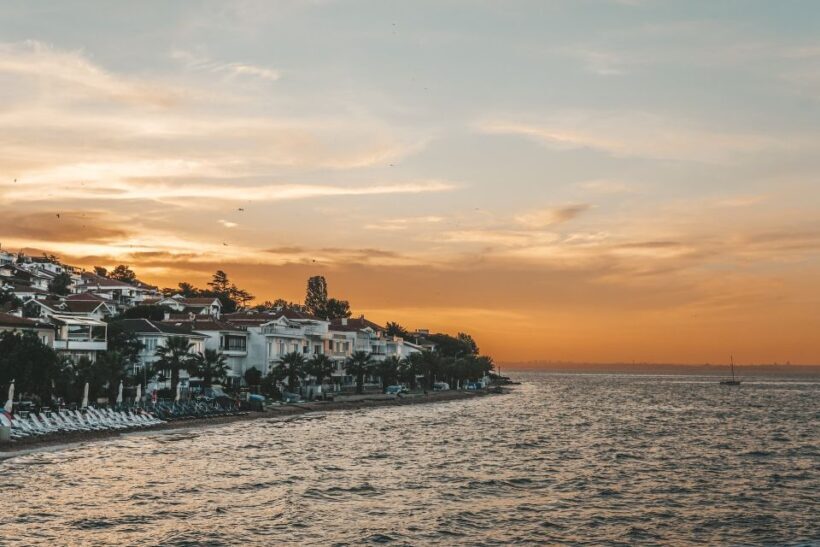 Istanbul: Princes' Islands Cruise w/Music, Lunch & Transfer - Practical Details and Logistics