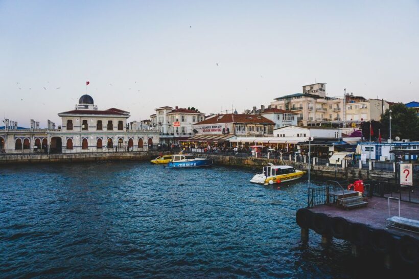 Istanbul: Princes' Islands Cruise w/Music, Lunch & Transfer - What the Reviews Say