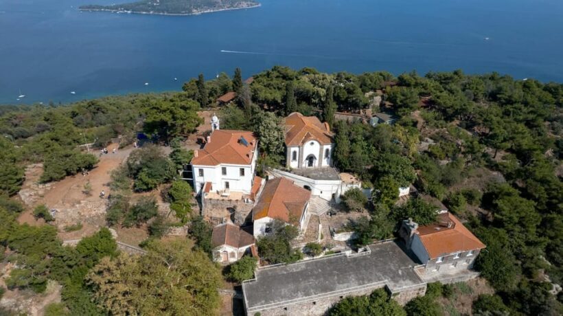 Istanbul: Princes Islands Walking Full-Day Tour - The Turkish Lunch Experience