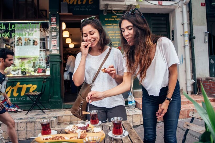 Istanbul: Private Guided Food Tour with 10 Tastings - What Makes This Tour Stand Out?