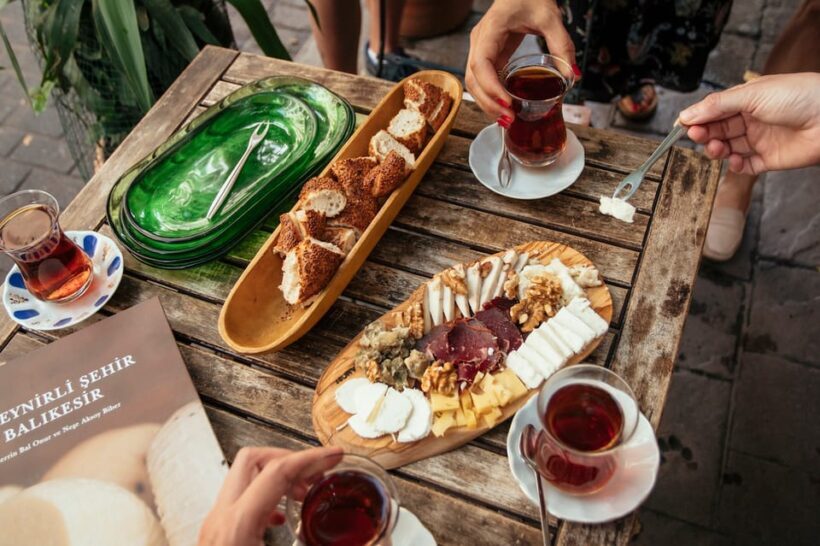 Istanbul: Private Guided Food Tour with 10 Tastings - Potential Drawbacks