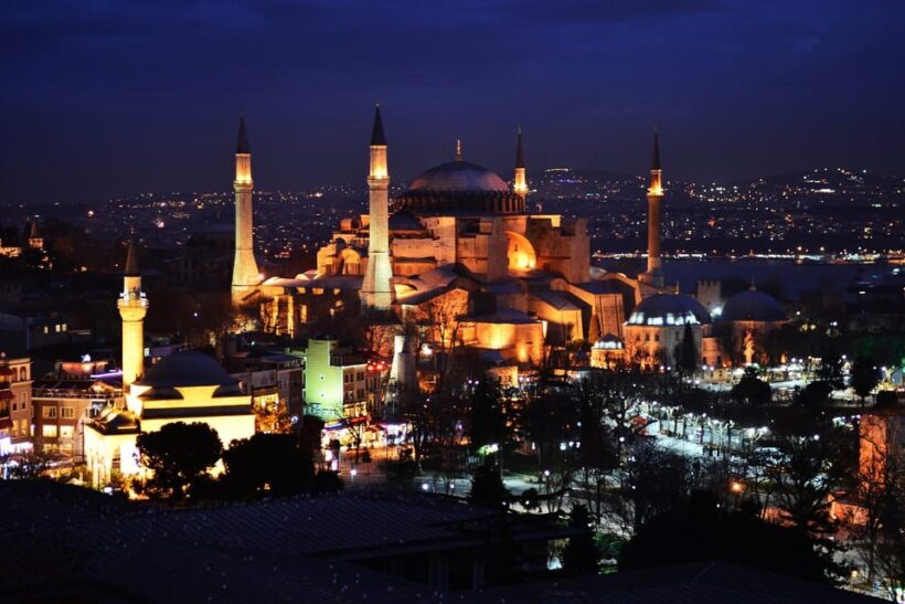 Istanbul: Private Night Tour with a Local - Key Points