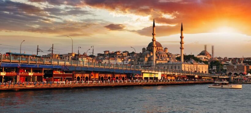 Istanbul: Semi Private Bosphorus Tour - A Detailed Look at the Experience
